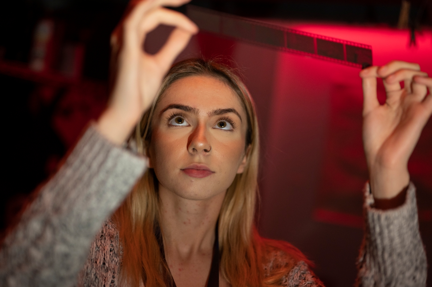 Developing Photography Film in the Darkroom: A Simple Guide for ...