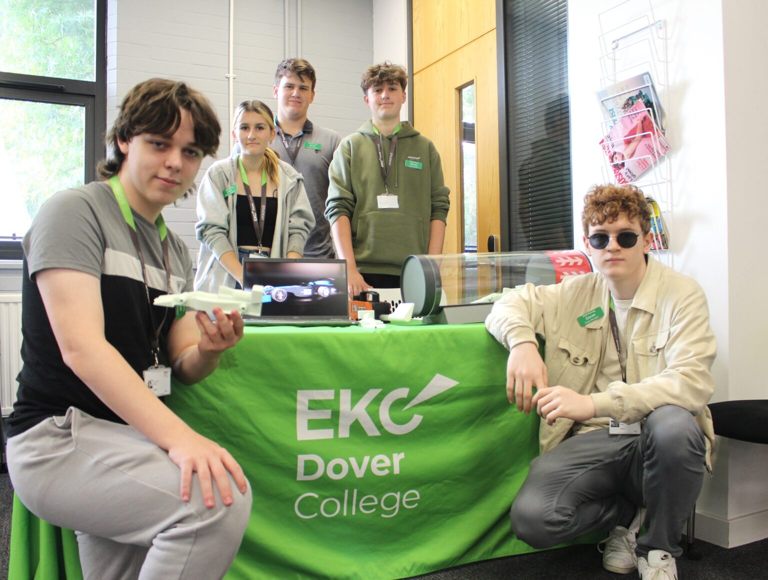 Students Race to Success with F1 in Schools - Dover College
